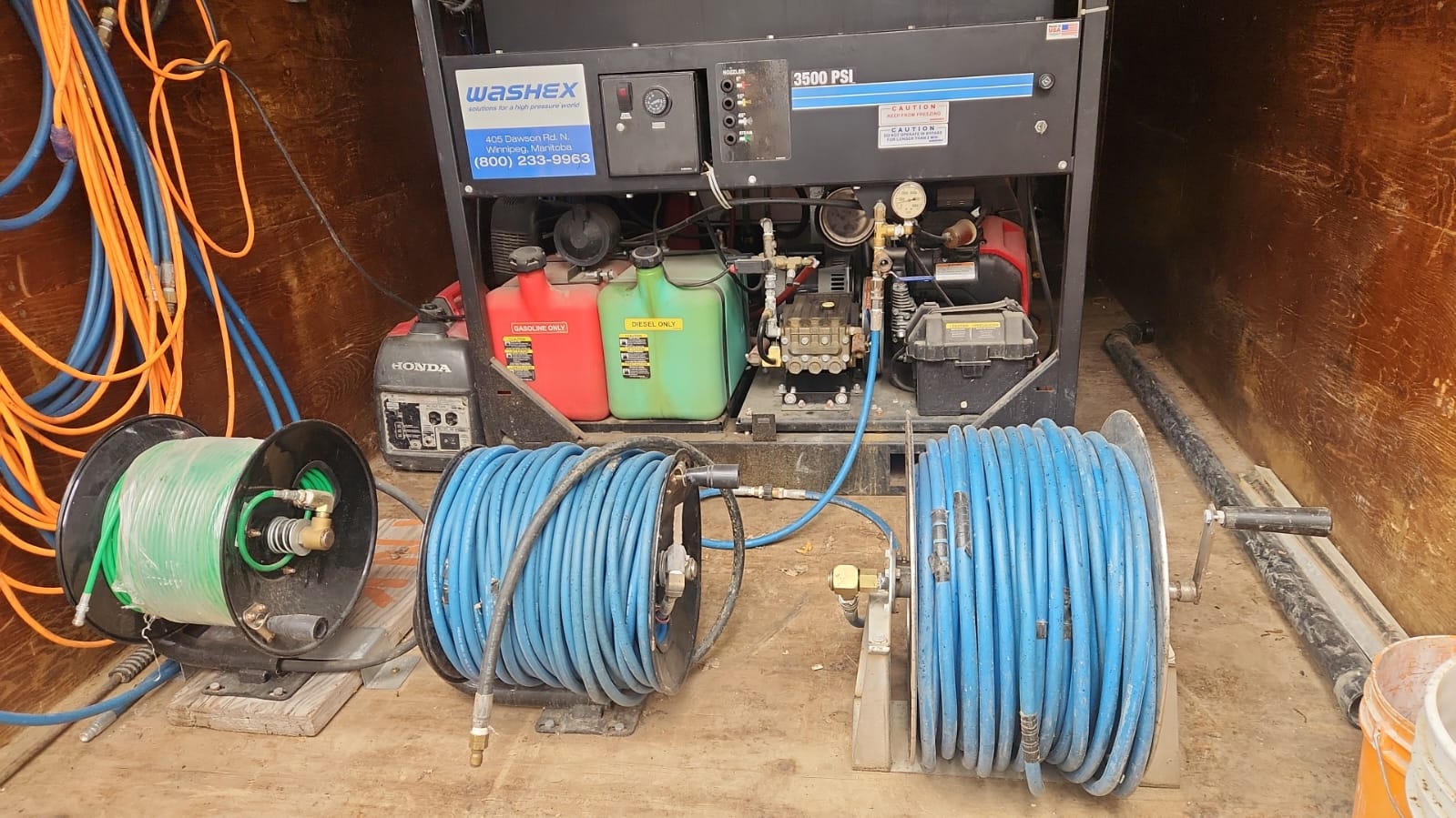 Hydro jet steam is an effective method for defrosting pipes. - Dnipro Drain